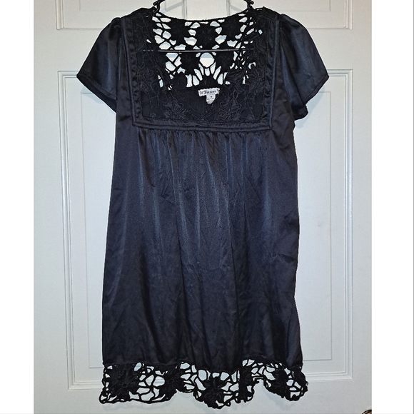 Forever 21 | Dresses | Forever Black Knit Short Sleeve Dress Lacy Night ...